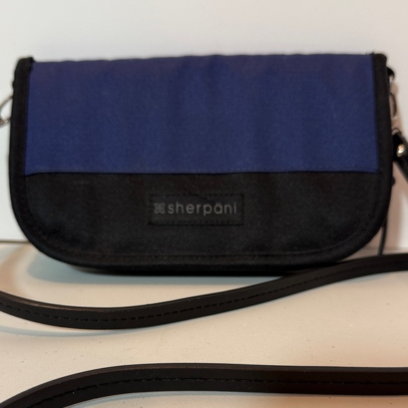 Sherpani | Bags | Sherpani Navy And Black Crossbody Bag | Poshmark